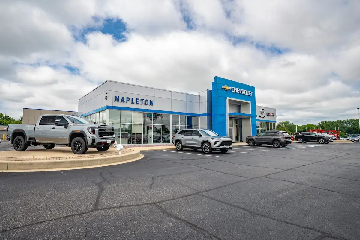 Body Shop & Collision Center - Napleton Chevrolet Buick GMC Beaver Dam